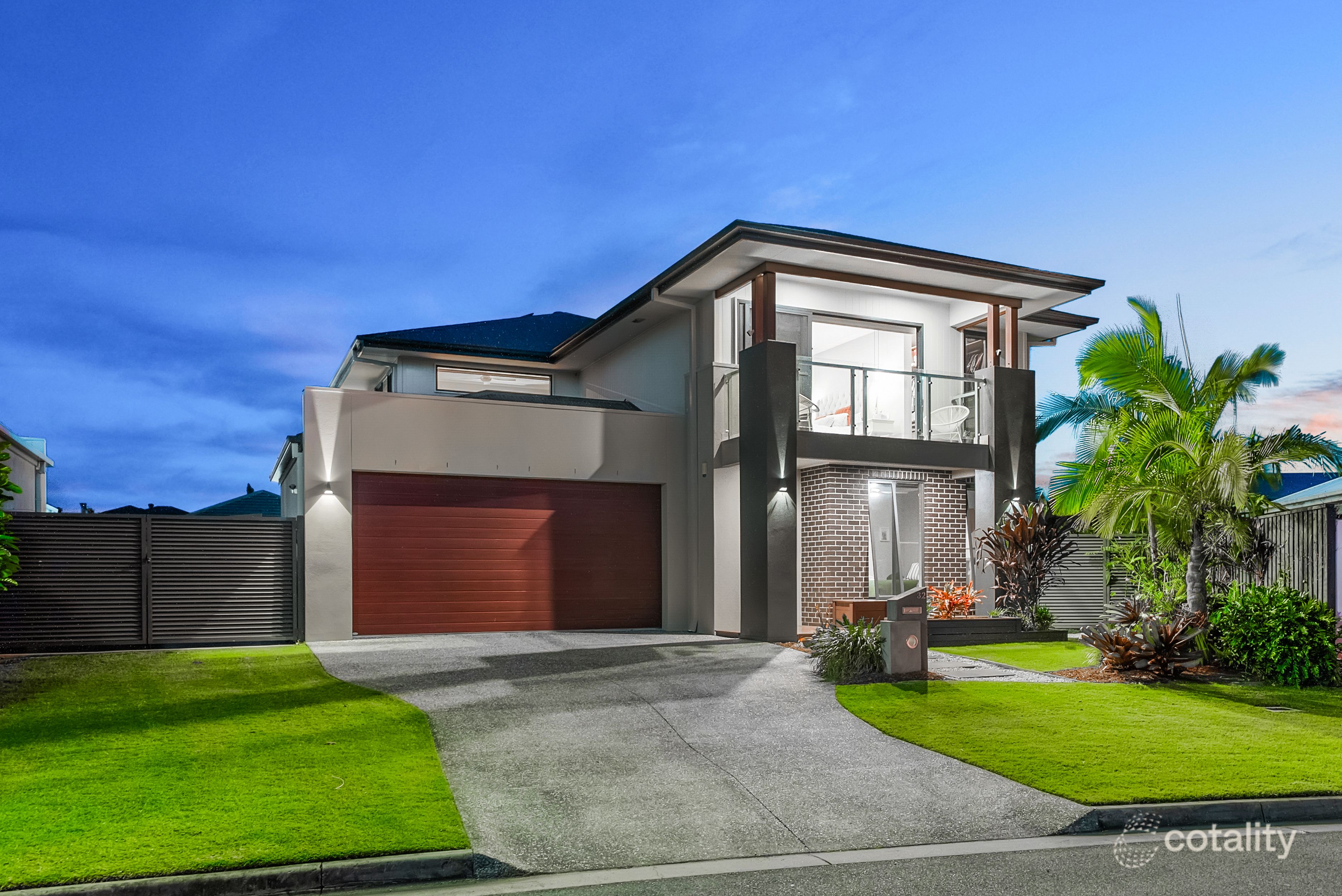 32 Clover Way, Helensvale, QLD 4212 sold on 15 November 2024 | OnTheHouse