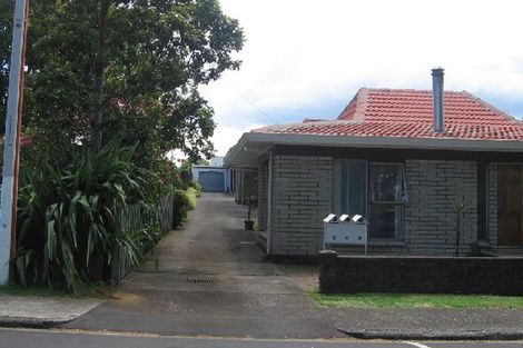 Property details for 3/2 Park Garden, Onehunga, Auckland, 1061