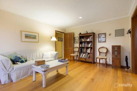 11 Lucerne Avenue Mornington VIC 3931 Sold Prices and Statistics