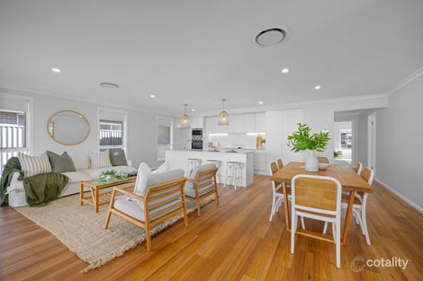 8 Wainscot Avenue Thrumster NSW 2444 Sold Prices and Statistics