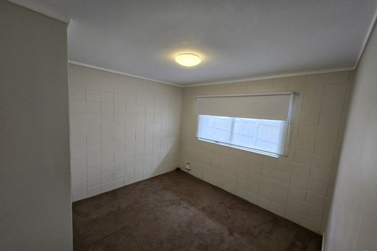 Property details for 4 Howard Hunter Avenue, Saint Johns, Auckland, 1072