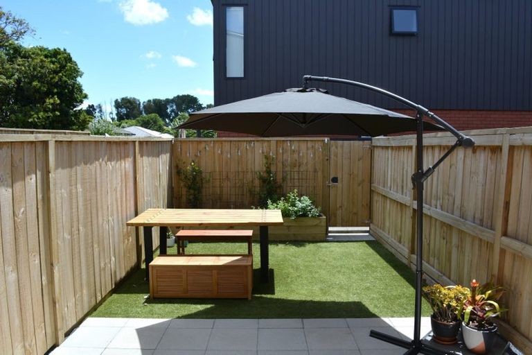 Property details for 21b Matapan Road, Panmure, Auckland, 1072