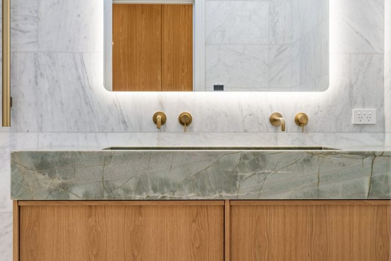 Property details for 13 Hamilton Road, Herne Bay, 1011