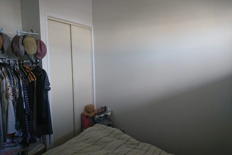 Property details for 321/3 Morningside Drive, Morningside, Auckland, 1025