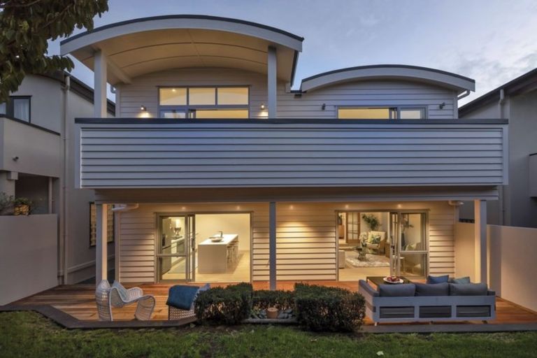 Property details for 3/26 Clonbern Road, Remuera, Auckland, 1050