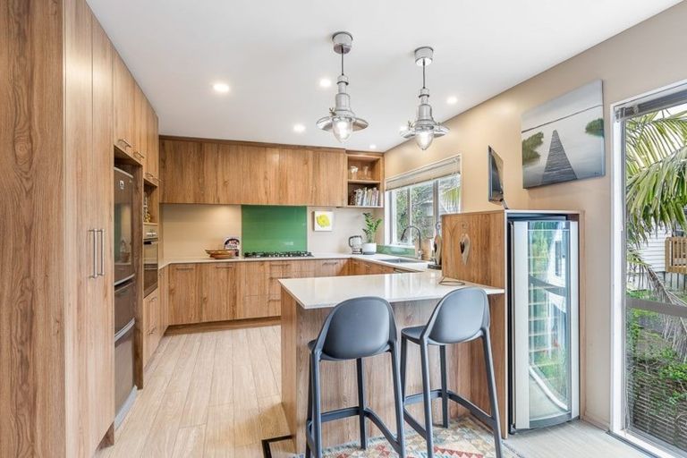 Property details for 16a Abbotts Way, Remuera, Auckland, 1050