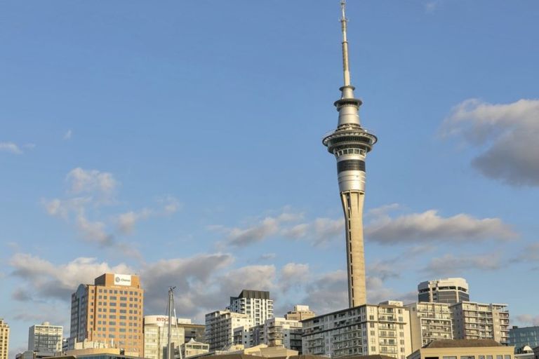 Property details for Stratis Apartments At Lighter Quay, 305/83 Halsey ...