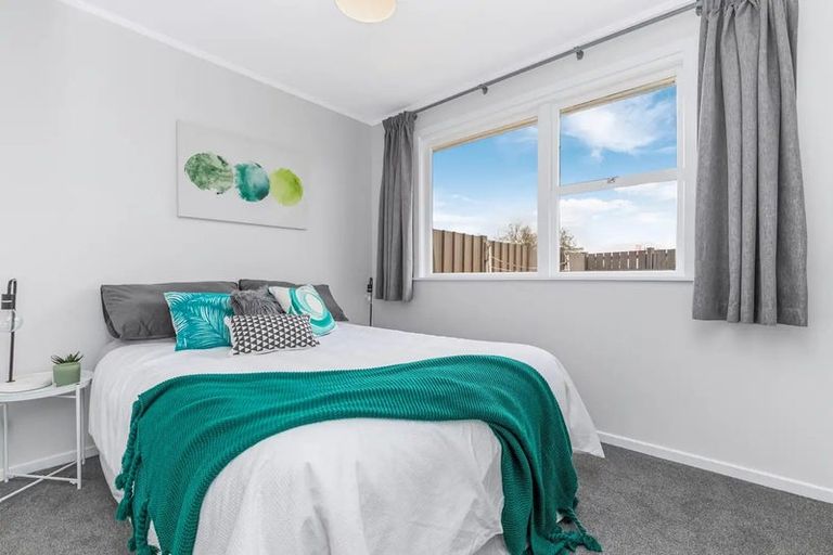 Property details for 28a Michelle Place, Mangere, Auckland, 2022